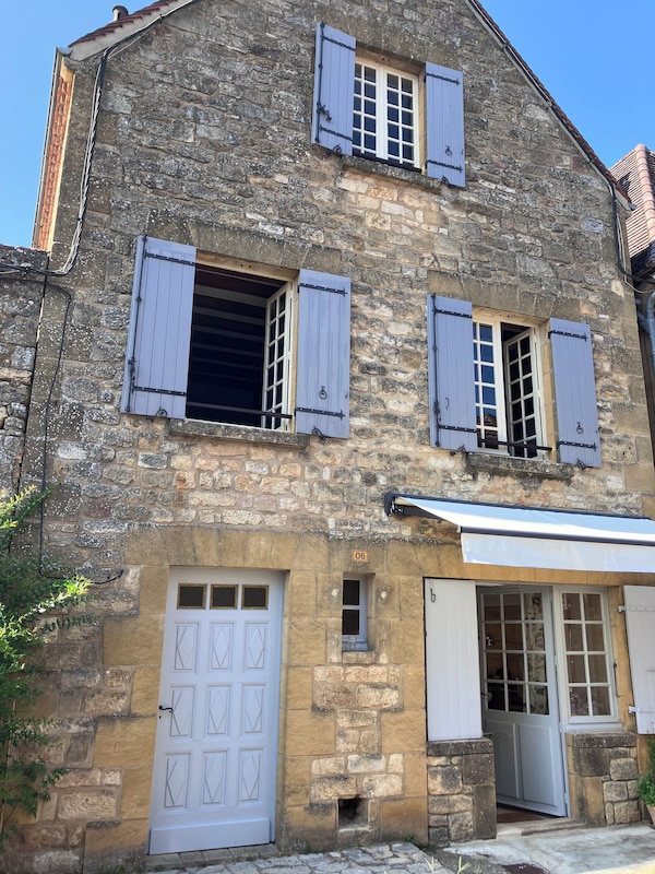 Maison De Style, Rénovation 2025, Grande Terrasse Privée Vue Sur La Vallée - Castelnaud-la-Chapelle