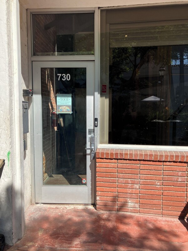 Private Rental - Sleeps Up To 24 In Santa Barbara On State Street! - Santa Barbara, CA