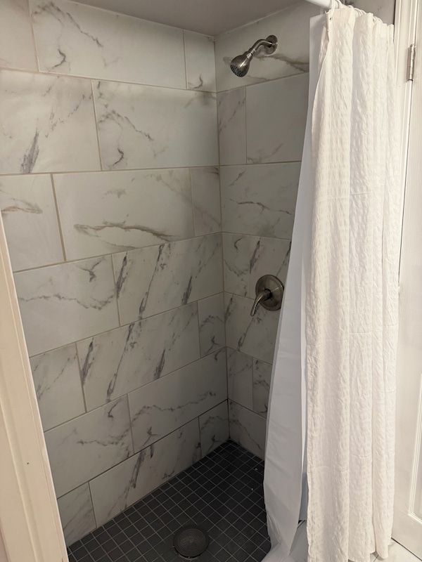Cozy 2-bedroom Studio With Wifi, Ac In Pleasant Haverhill - Tuxbury Pond