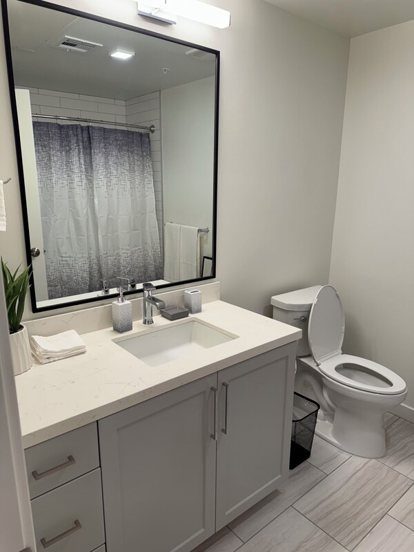Cozy 1-bedroom With Fitness Room, Wifi In Awesome Sacramento - West Sacramento, CA