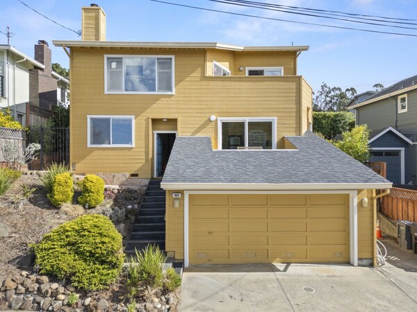 El Granada Getaway - Harbor And Ocean Views! - Half Moon Bay, CA