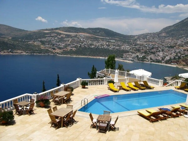 Stunning Penthouse   - Turtle View Eagles Nest Kalkan - Ova