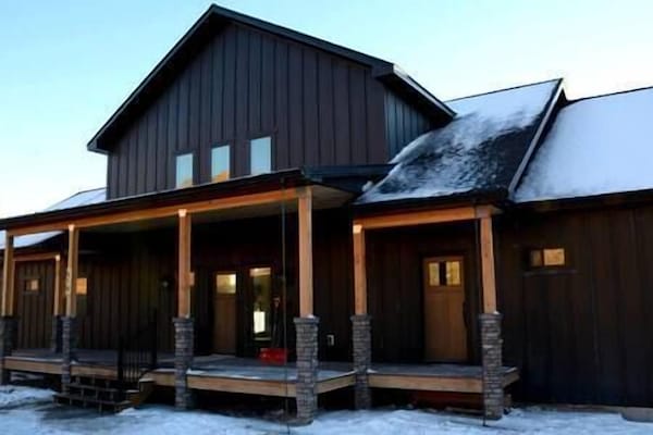 Trails End Lodge - Swan Valley, ID
