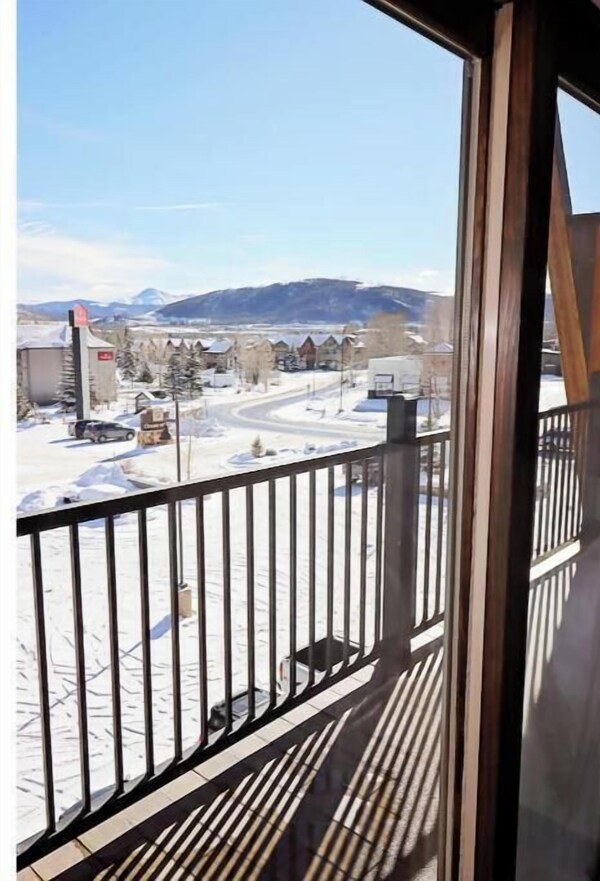 Luxury Condos In Frisco Unit D - Frisco, CO
