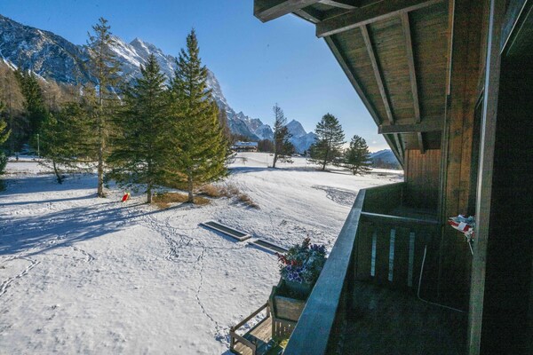 Casa Rocchetta,  With Dolomiti Mountains View - Cortina d'Ampezzo