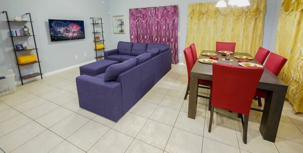 Family&pet Friendly- Themed Bedrooms - Near Park - Kissimmee, FL