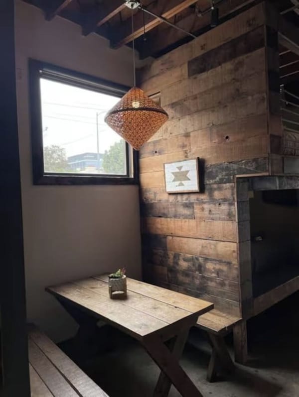 Charming Hostel In Los Feliz - Silverlake Area - Hollywood, CA