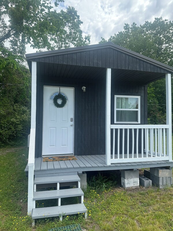 Bear Cub ,Cozy Cabin With Wifi And Ac In Peaceful Stevenson - Alabama