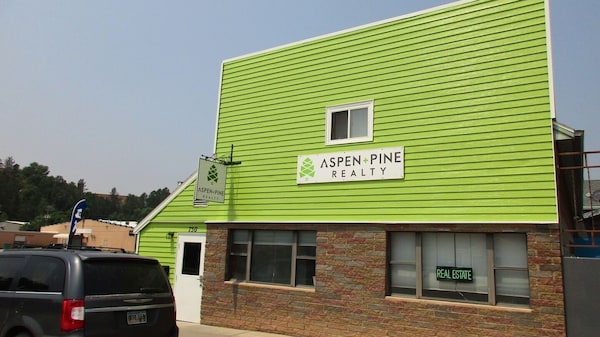 The Loft At Aspen Pine With Wi-fi, Ac In Wonderful Hot Springs - Hot Springs, SD