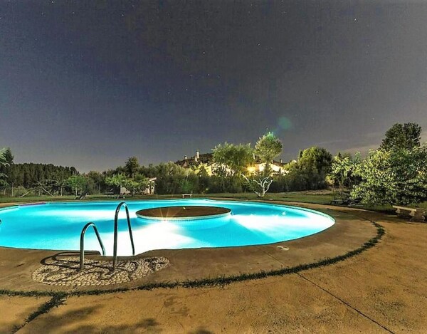 Maison De Campagne "El Olivo" Avec Piscine Partagée, Wi-fi Et Climatisation - Andalousie
