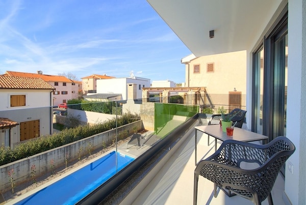 3-bedroom Apartment In Charming Radići With Wifi, Ac. Enjoy Your Stay - Malinska
