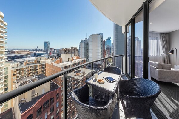 1 Bedroom Suite At Kent Street, Sydney Cbd - Sydney