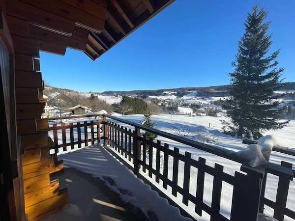 Chalet Dans Les Montagnes Du - Chapelle-des-Bois