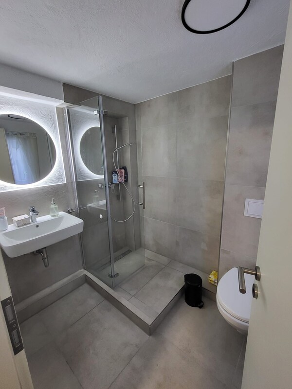 Flexhome Stadtnahe Ferienwohnung - Langenberg