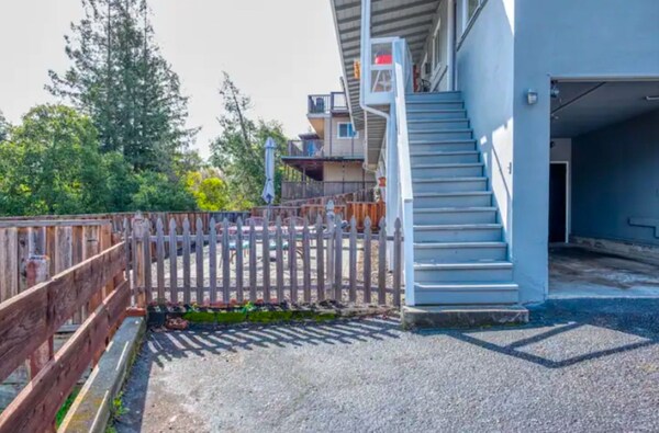 Charming 2-bedroom House In Downtown Walnut Creek With Wifi And Ac - Pleasant Hill, CA