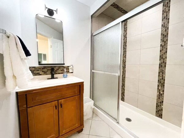 Boutique Hotel - #10 Two Double - Thunder Bay