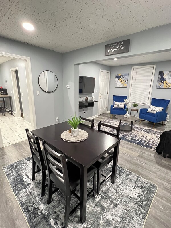 Cozy 2-bedroom Apartment In Charming New Britain With Wifi - Middletown, CT