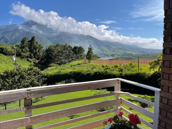 Hermosa Casa Campestre A Solo Metros Del Lago Calima - Calima