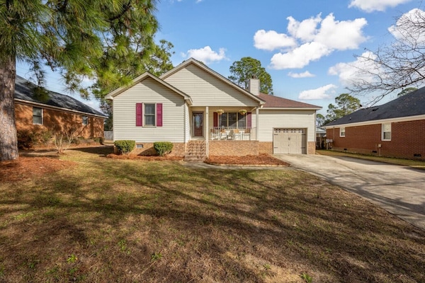 Sawgrass Cottage | 3br With Deck - Columbia, SC