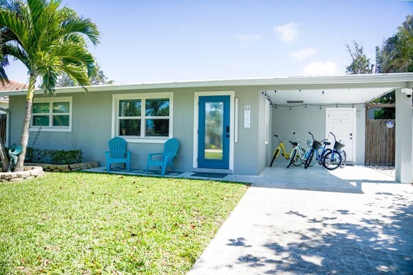 Escape To Paradise: Cozy Poolside Retreat In Bonita Beach - Bonita Springs, FL