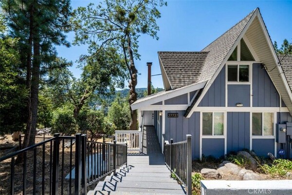 Beautiful 4 Bedroom Home In Lake Arrowhead With Optional Additional Casita. - Lake Arrowhead, CA