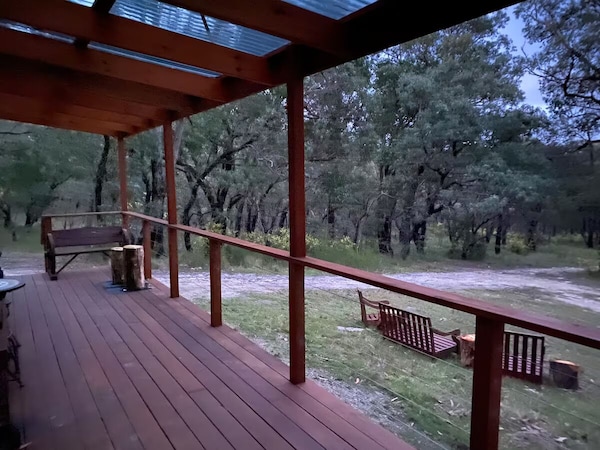 Off Grid Tiny House Bush Escape - Bunyip