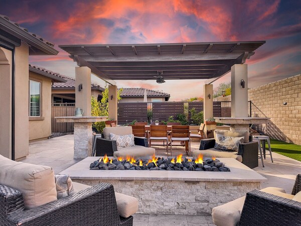 Trilogy Vistancia 55+ With Amazing Spa And Firepit. Amenities Galore. - Surprise, AZ