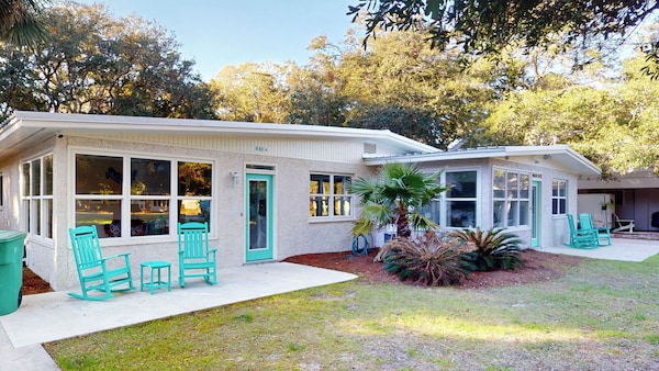 Sea Haven Duplex A 2 Bedrooms, 2 Bathrooms - Jekyll Island, GA