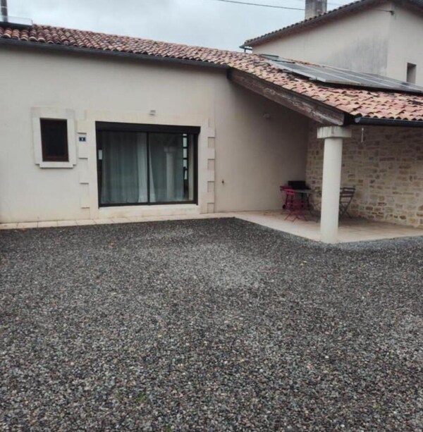 Spacious And Cosy Cottage - Charente-Maritime