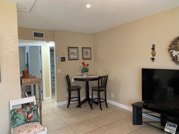 Cozy 1-bedroom Apartment In Superb Downtown Delray Beach On S. Swinton Ave. - Delray Beach