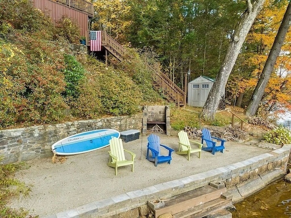 Charming 3-bed Lakehouse With Deck And Beach - Nipmuck State Forest, Stafford Springs