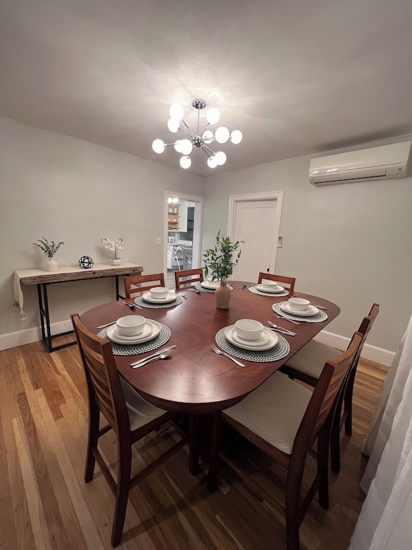 Beautiful 3br Near Boston-cambridge. Family Friendly! - Medford, MA