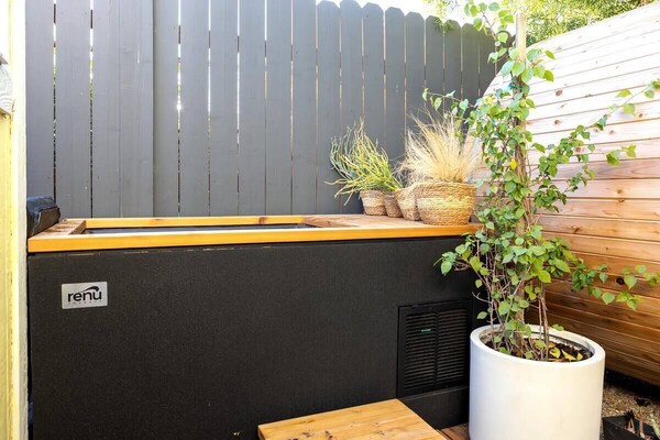 Spiritual Retreat & Reset - Charming 2 Bed, 2 Bath Home & Spa In Ojai, Wifi/ac\n - Ojai, CA
