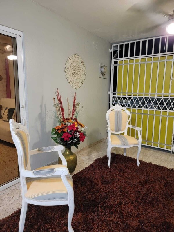 Cozy Full House Near The Airport With Wifi And Ac-perfect For Comfortable Stay - San Juan, Puerto Rico