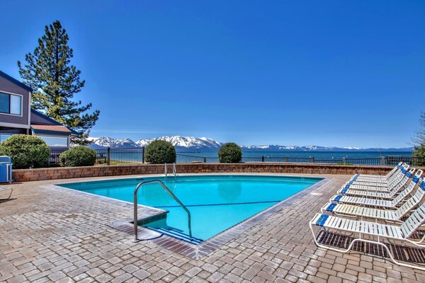Lakeland Village #309 Luxury Remodel 1br+loft - South Lake Tahoe, CA