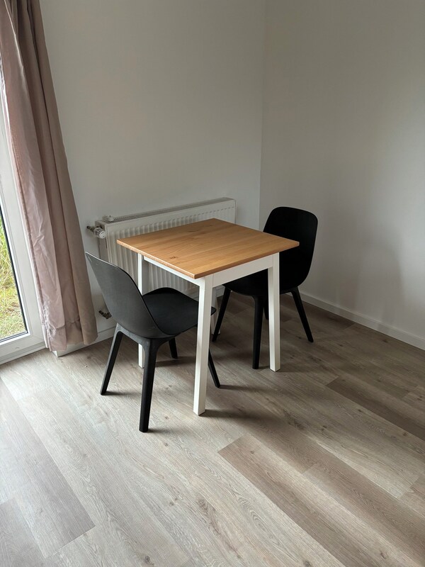 Ferienwohnung "Rheintal" - Schlafzimmer Mit Küchenzeile Im Erdgeschoss - Winningen
