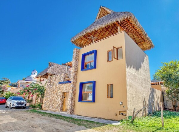 4br & Palapa Casa De Piedra With Private Pool In San Francisco With Wifi, Ac - Riviera Nayarit