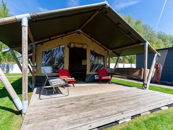 Rent A Comfortable Safari Tent By The Water In The Water Sports Village Of Heeg! - Lemmer