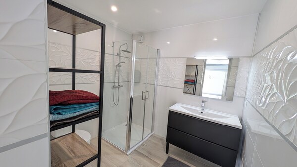 Calme, 2 Chambres, Terrasse, Jardin Wifi ,Tv Connectée, Climatisation. - Castres