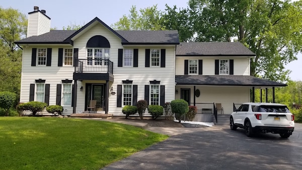 Charming 1-bedroom Apartment In Peaceful Elma With Wifi, Ac - East Aurora, NY