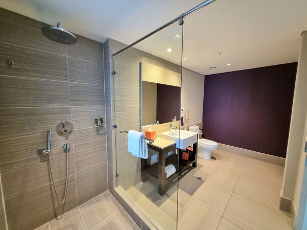 Luxury Room Hotel In Wonderful Panamá With Wifi, Ac - Panama City