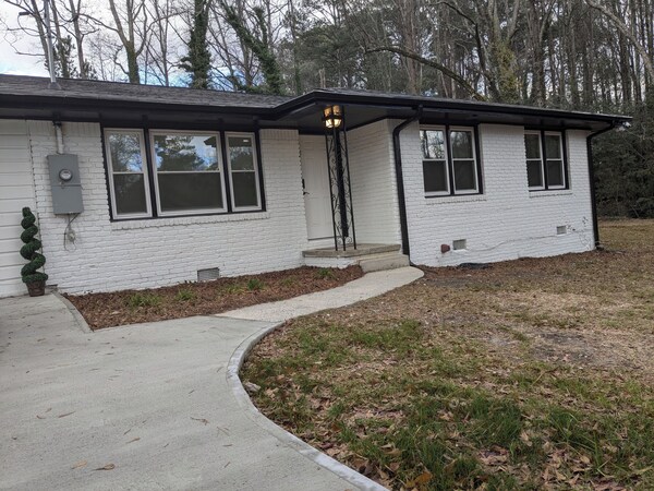 Tranquil Retreat - Snellville, GA