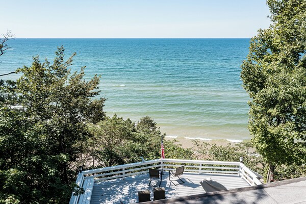 Mid- Century Modern: Exclusive Lakefrtont Getaway - Holland, MI