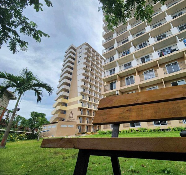 Cozy Mactan Stay: Top Amenities Near Beaches & Attractions! - Cebú