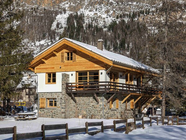 Chalet Familial Rénové Au Pied Des Pistes - Névache