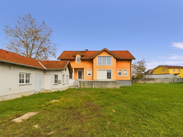 Idyllisches Ferienhaus In Parndorf - Neusiedl am See