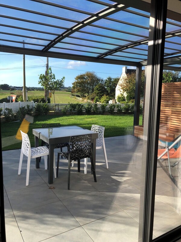 Gîte 1 Chambre Accès à La  Piscine Couverte Et Chauffée. A 2 Pas De La Mer - Plouguerneau