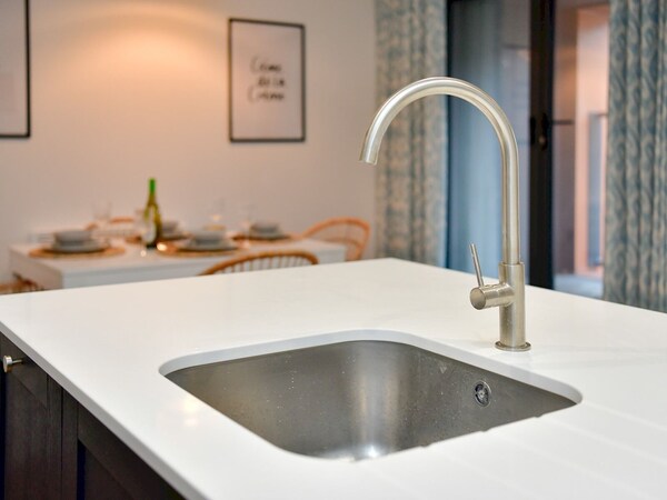 Pass The Keys | Beautiful 3 Bed Town House - Cardiff