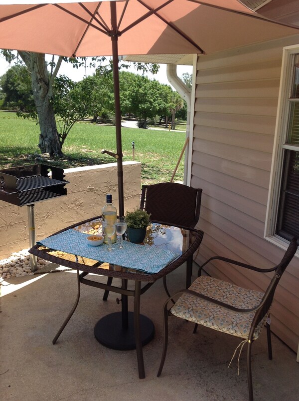 Cosy Vacation Cottage Within Walking Distance Of Beautiful Lake Louisa - Clermont, FL
