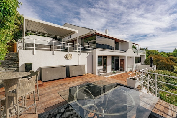Lakefront Serenity - Queenstown Holiday Home - 퀸스타운